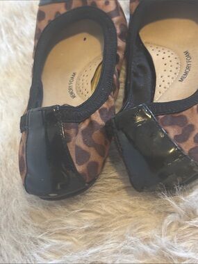 Leo fashion | Shoes | Leopard Print Ballet Flats With Black Patent Cap ...